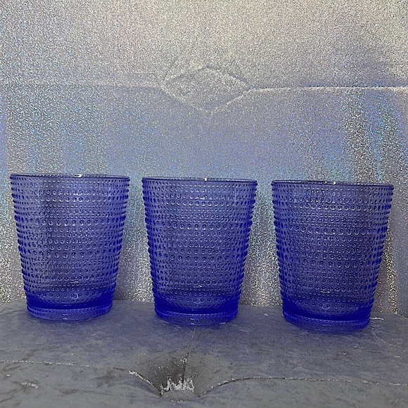 Dining | 3 Cups Purple Dotted Plastic Stackable Gorgeous Luxury Summer ...